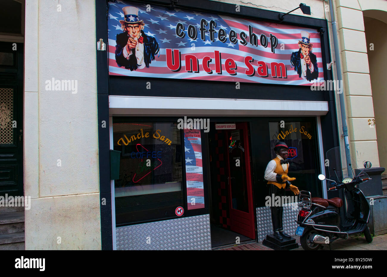 Strange USA Uncle Sam coffee house in Holland in Arnhem Netherlands ...