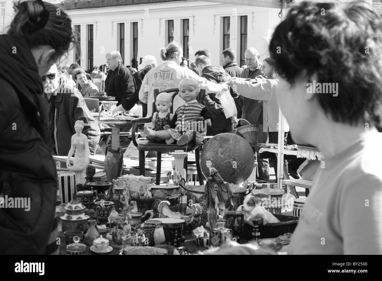 Flohmarkt hi-res stock photography and images - Alamy