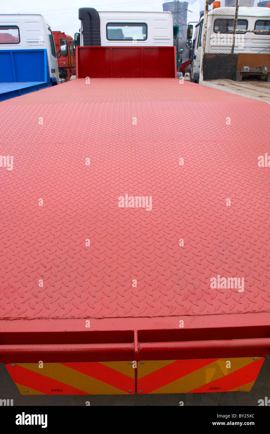 Flat bed lorry hi-res stock photography and images - Alamy