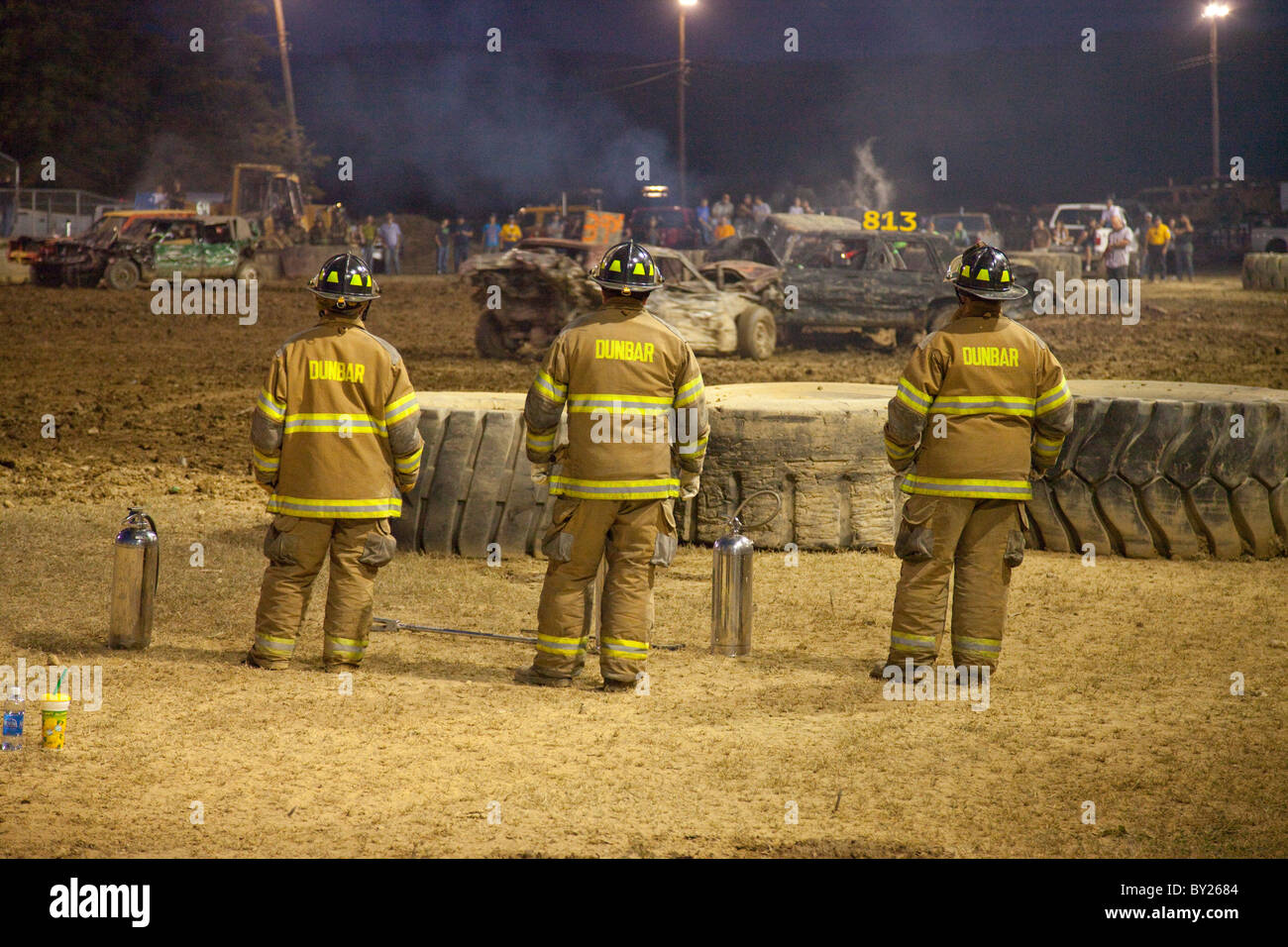 Demolition derby county fair in hi-res stock photography and images - Alamy