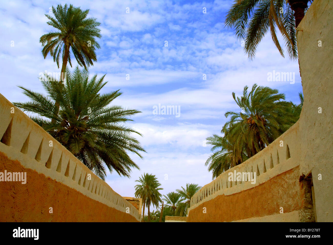 Ghadames, Libya; The old city build out of mud, served as refuge for ...