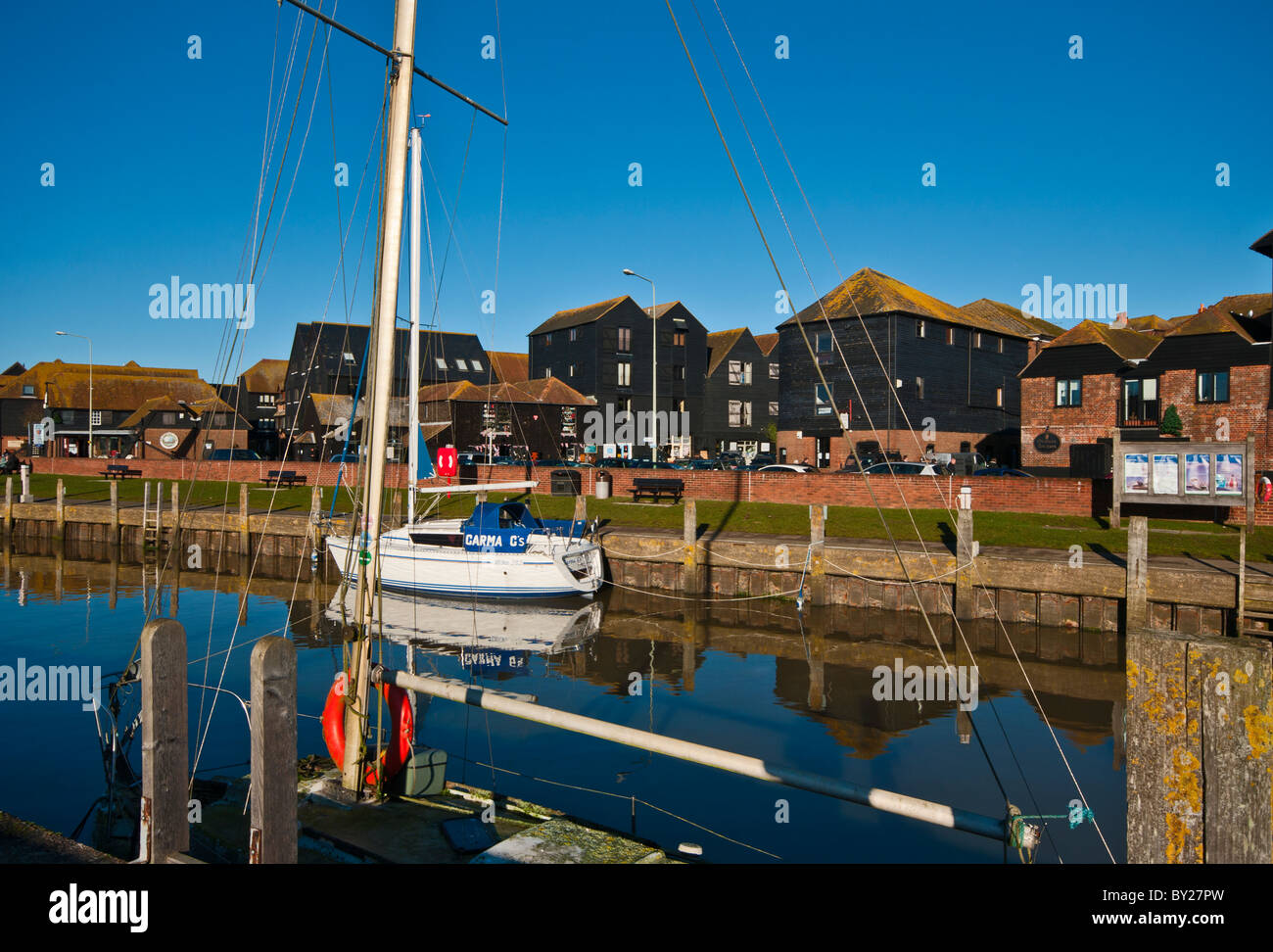 Sailing Yachts moored on The River Tillingham and Strand Quay Rye East ...