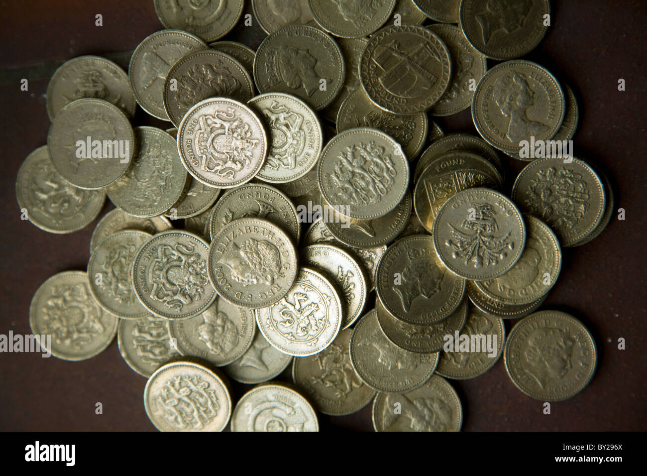 English money pile hi-res stock photography and images - Alamy