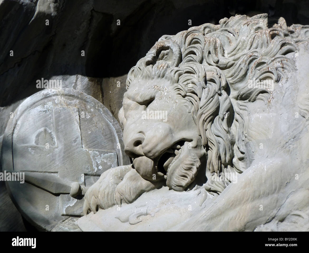 Luzern monument hi-res stock photography and images - Alamy