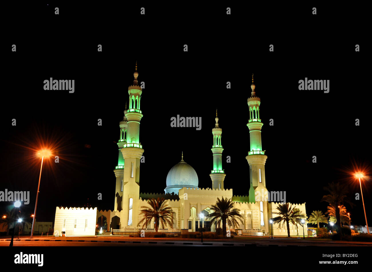 Mosque ajman uae hi-res stock photography and images - Alamy