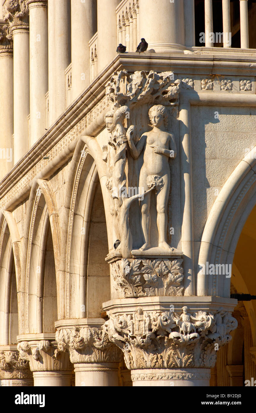 Statue Of Adam & Eve - The Doge's Palace - Venice Italy Stock Photo - Alamy