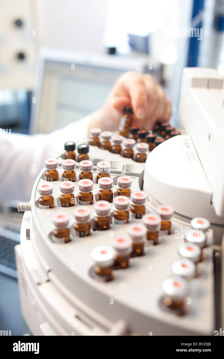 Scientists in University laboratory at Exeter Greenpeace Lab Stock ...