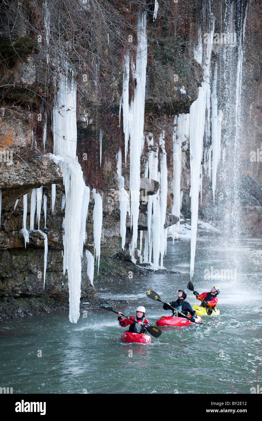 Women kayak waterfall hi-res stock photography and images - Alamy