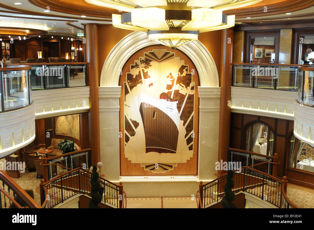 Cunard cruise ship interior hi-res stock photography and images - Alamy