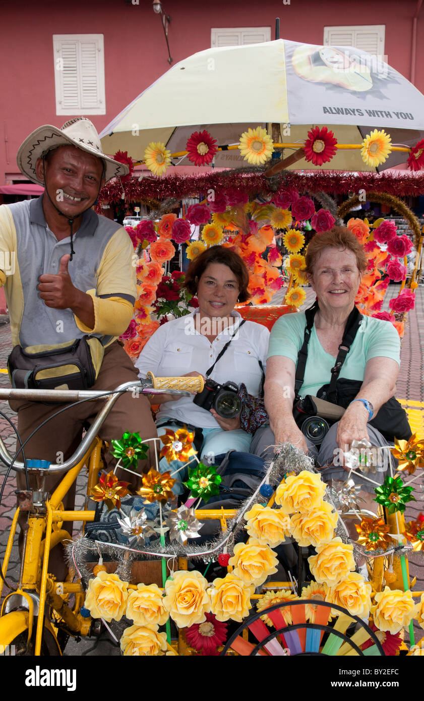 Rick shaws hi-res stock photography and images - Alamy