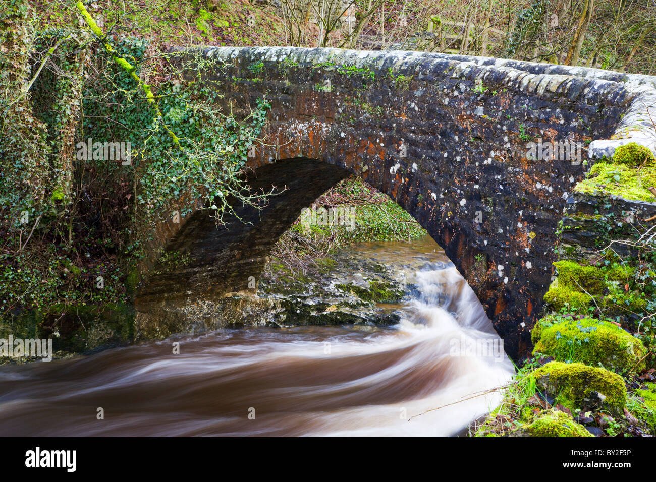 Footbridge beck stream river hi-res stock photography and images - Alamy