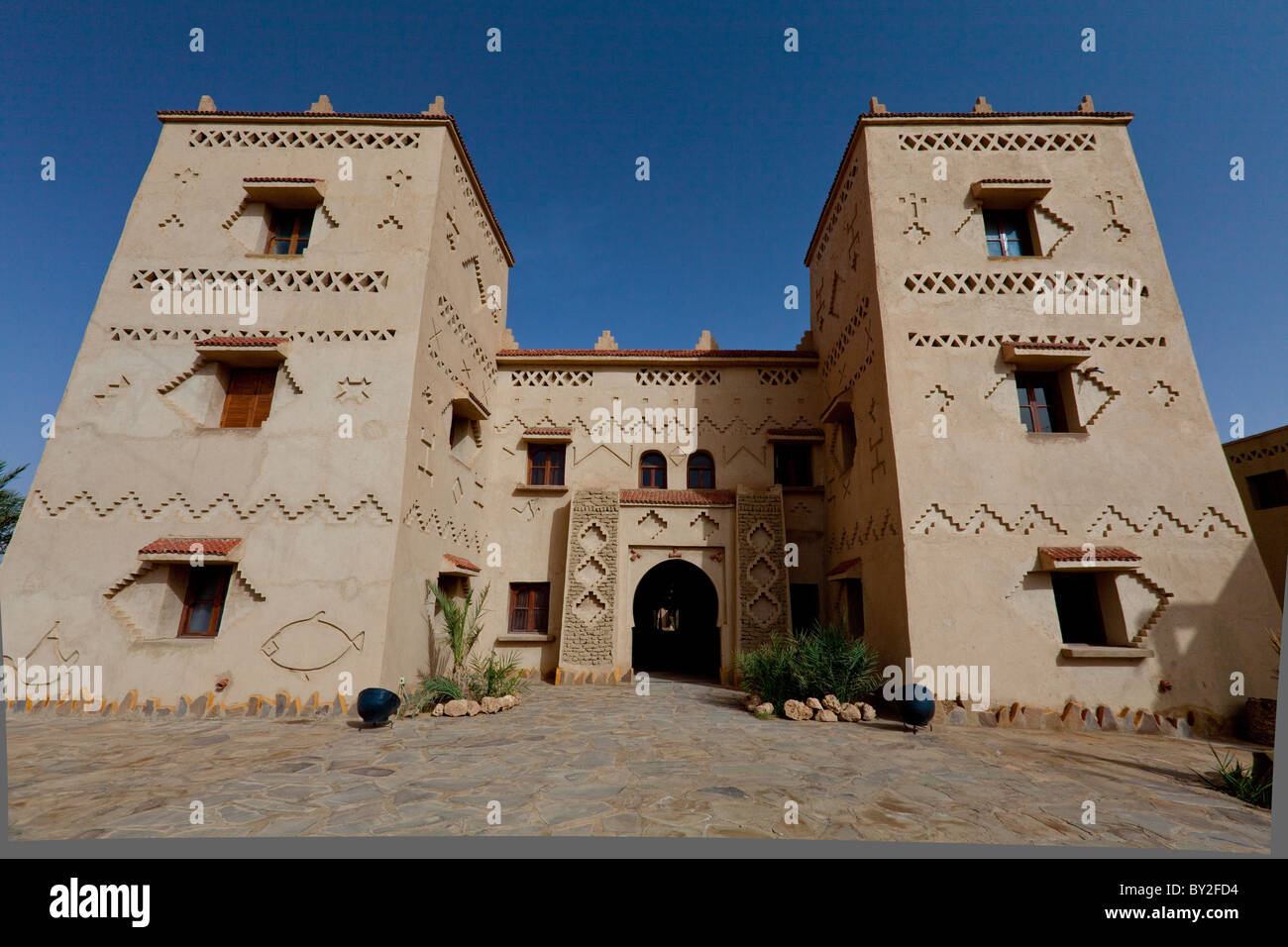 Hotel kasbah xaluca maadid hi-res stock photography and images - Alamy