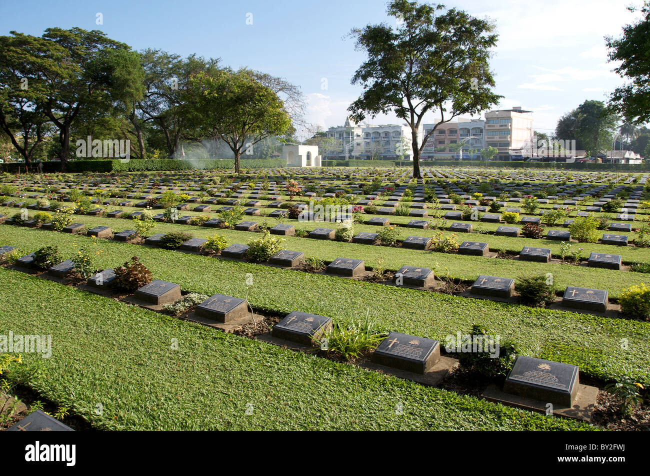 KANCHANABURI WAR CEMETERY KANCHANABUR THAILAND KANCHANABUR THAILAND ...