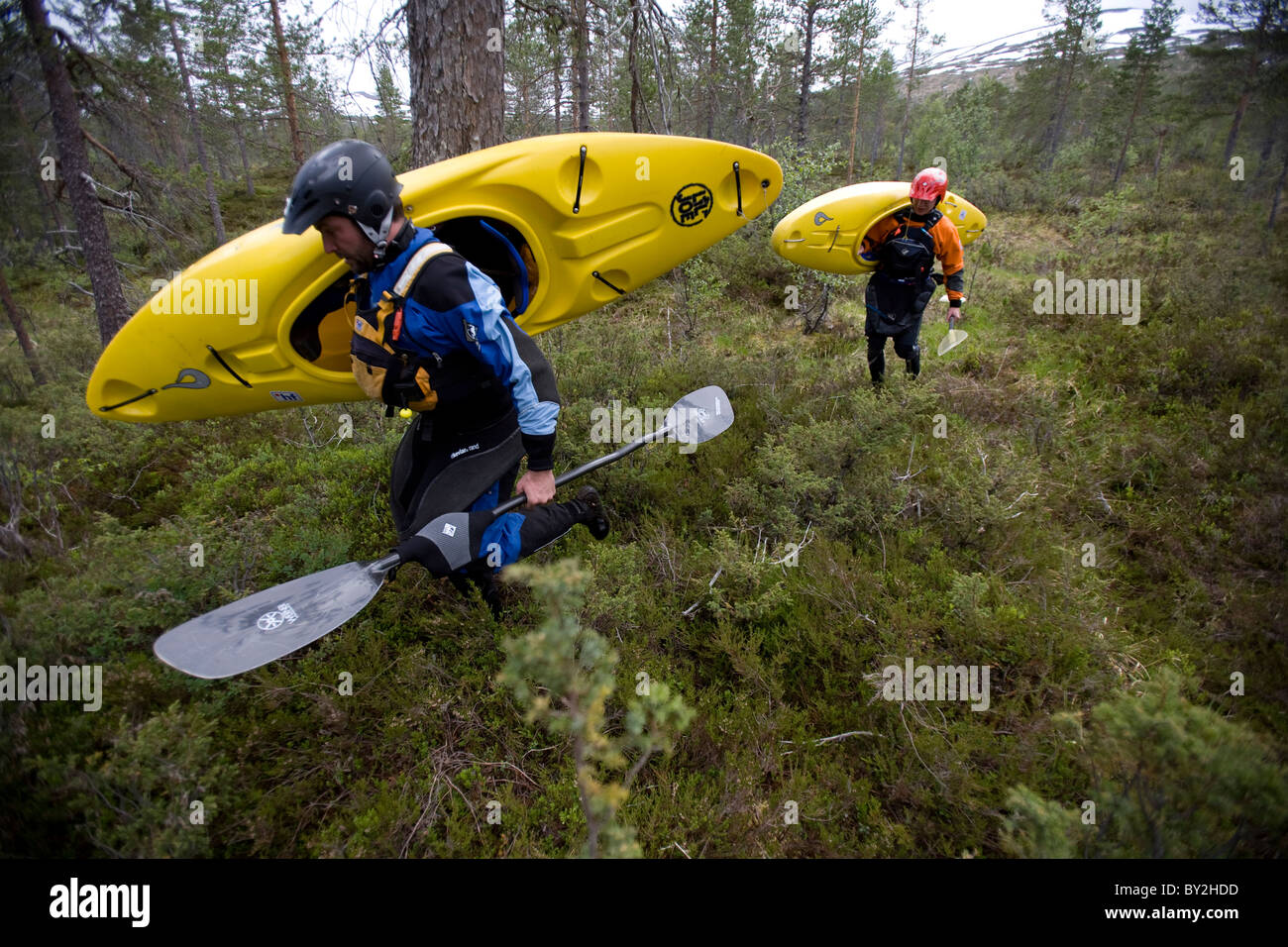 Two men in kayaks hi-res stock photography and images - Alamy
