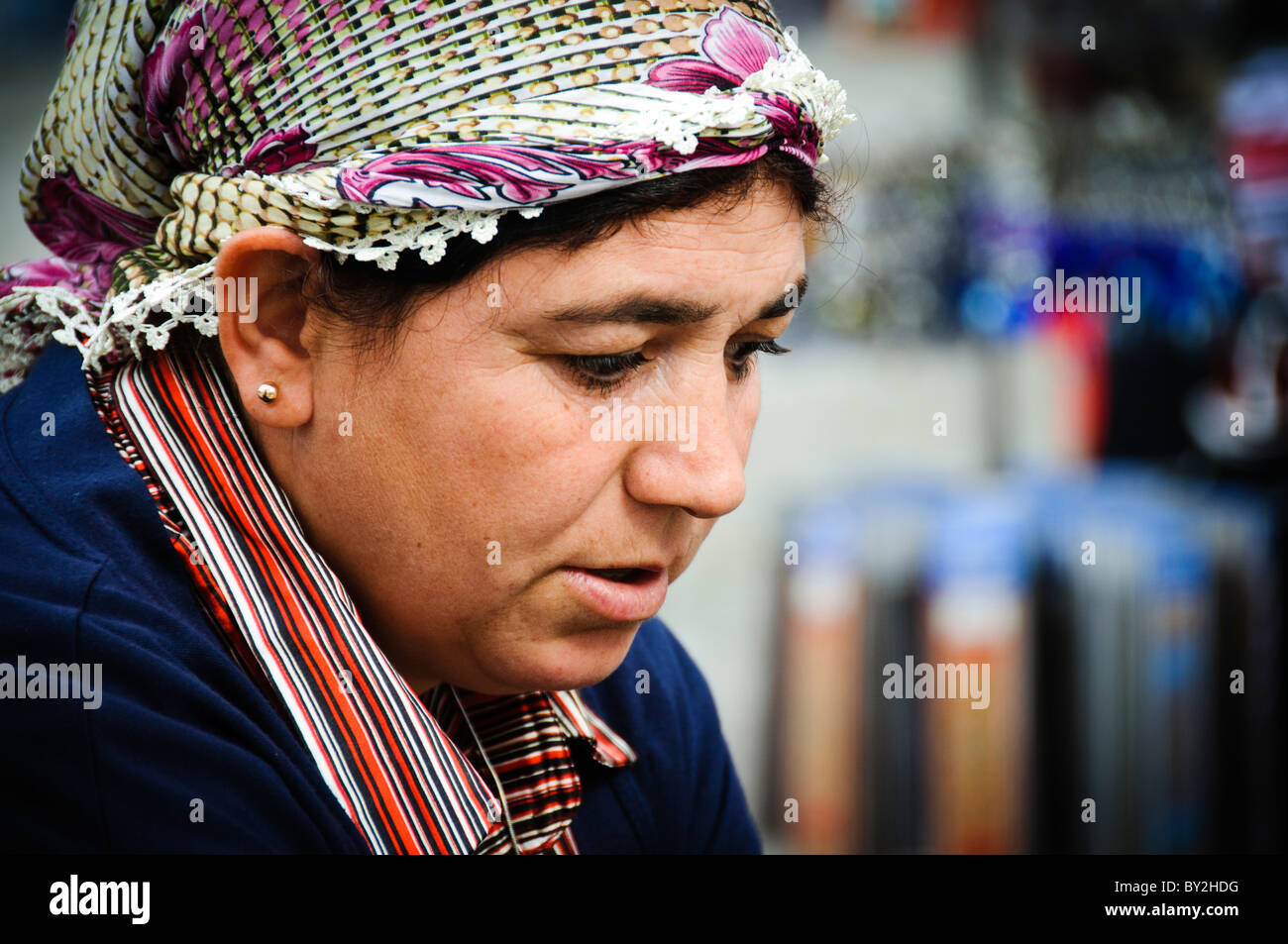 Weaving loom turkish carpets hi-res stock photography and images - Alamy