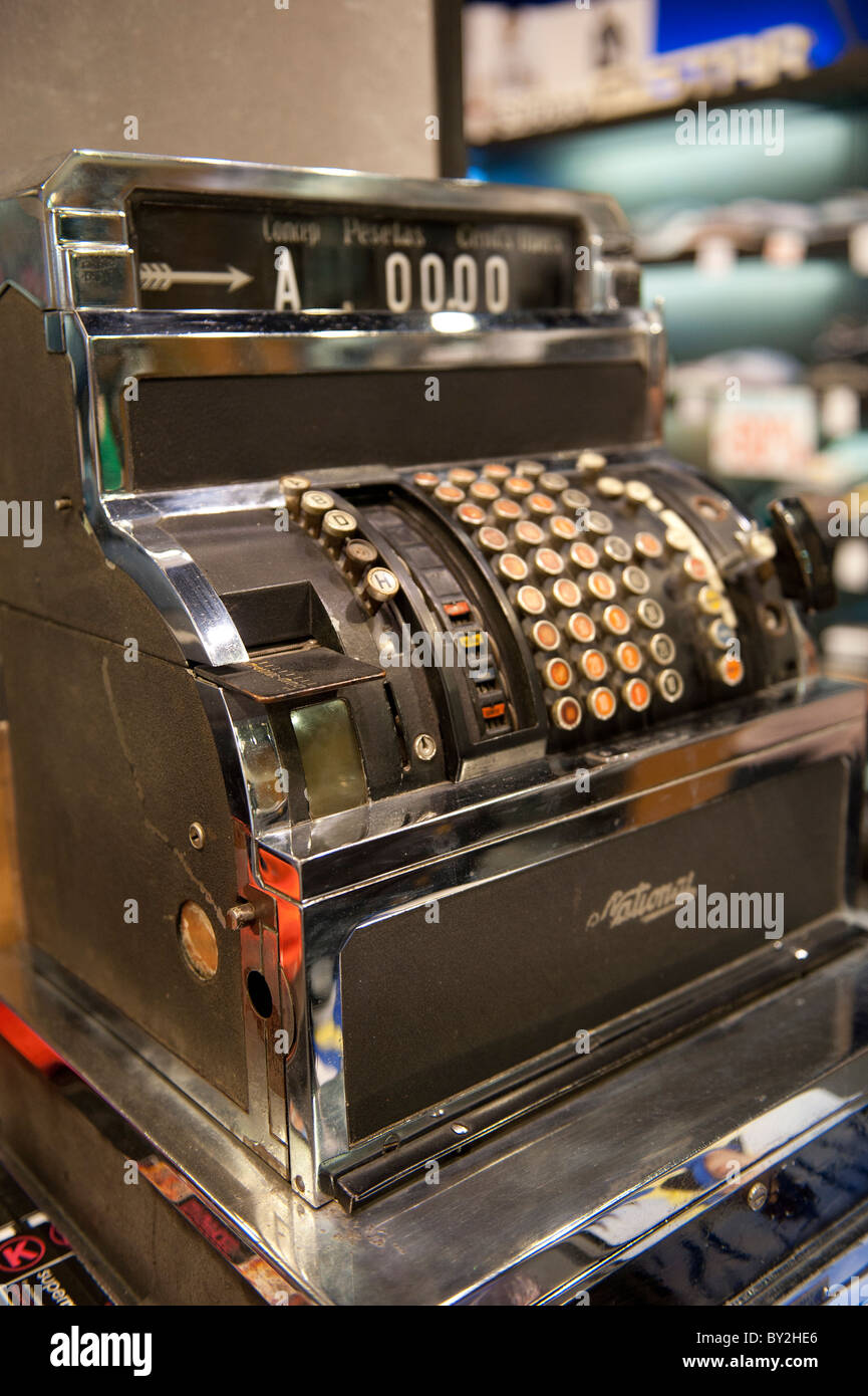 Old cash till hi-res stock photography and images - Alamy
