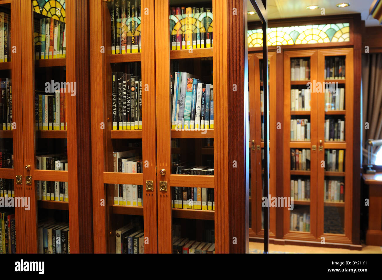 The library aboard Cunard's newest ship, Queen Elizabeth, has 6,000 ...