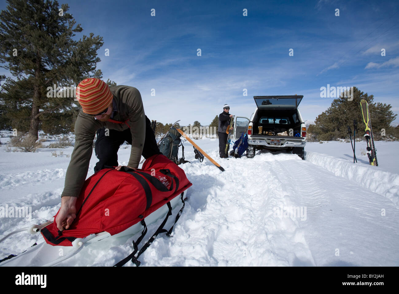 Low temperature three quarter length hi-res stock photography and ...