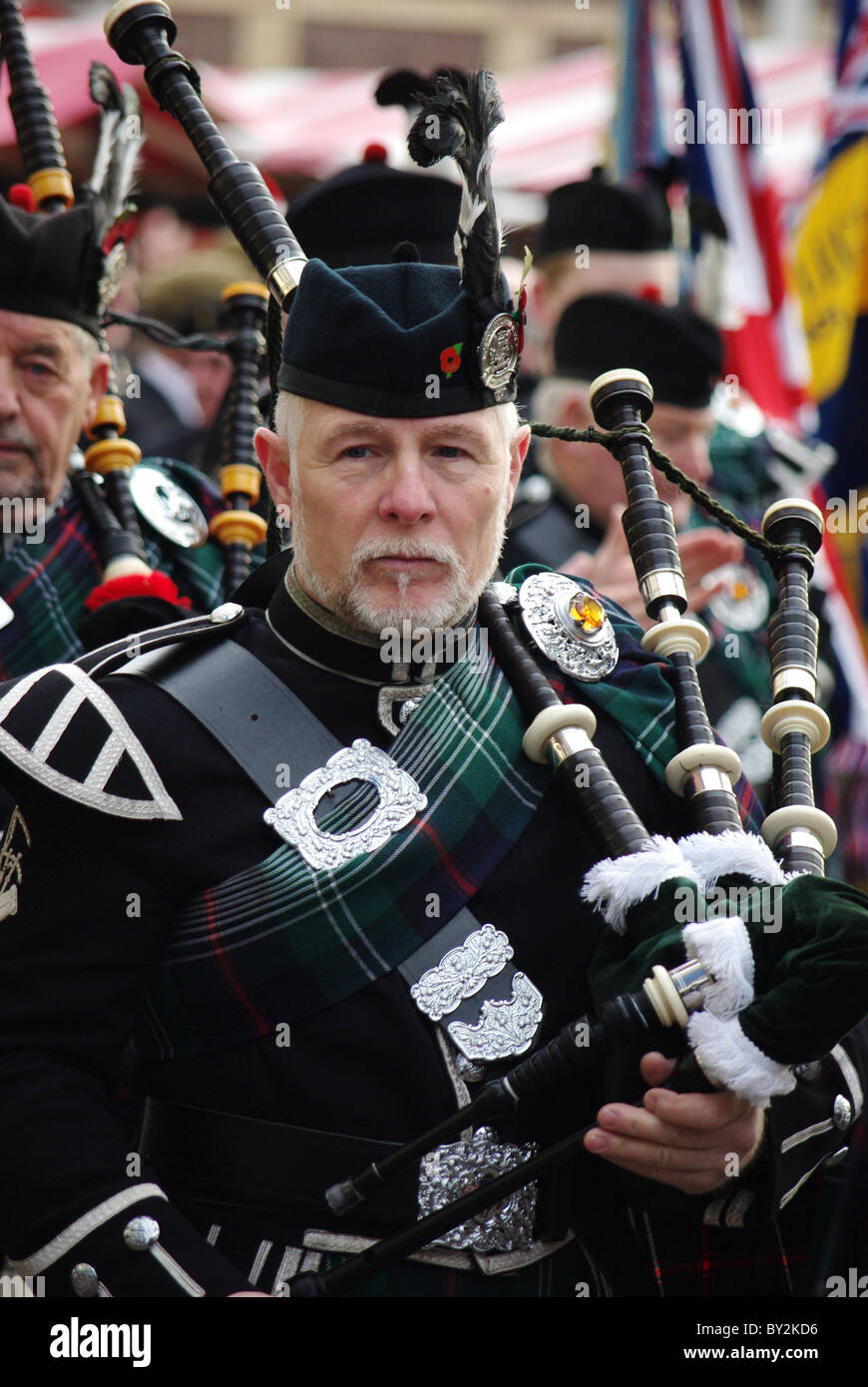 Traditional piper in band hi-res stock photography and images - Alamy