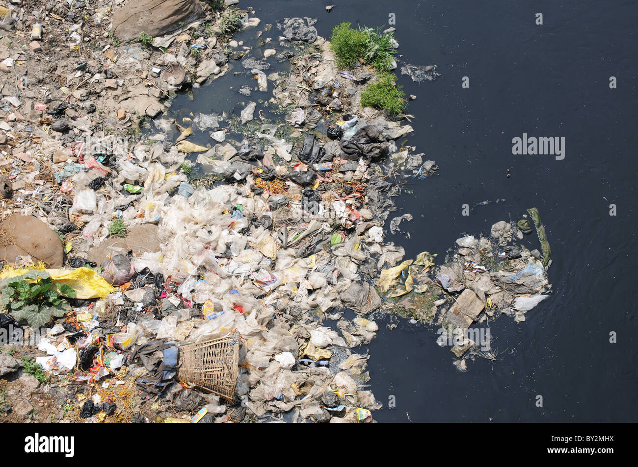 The horribly polluted Bagmati River in Kathmandu Stock Photo - Alamy