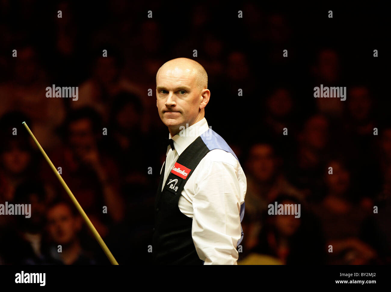 Peter ebdon masters wembley arena hi-res stock photography and images ...
