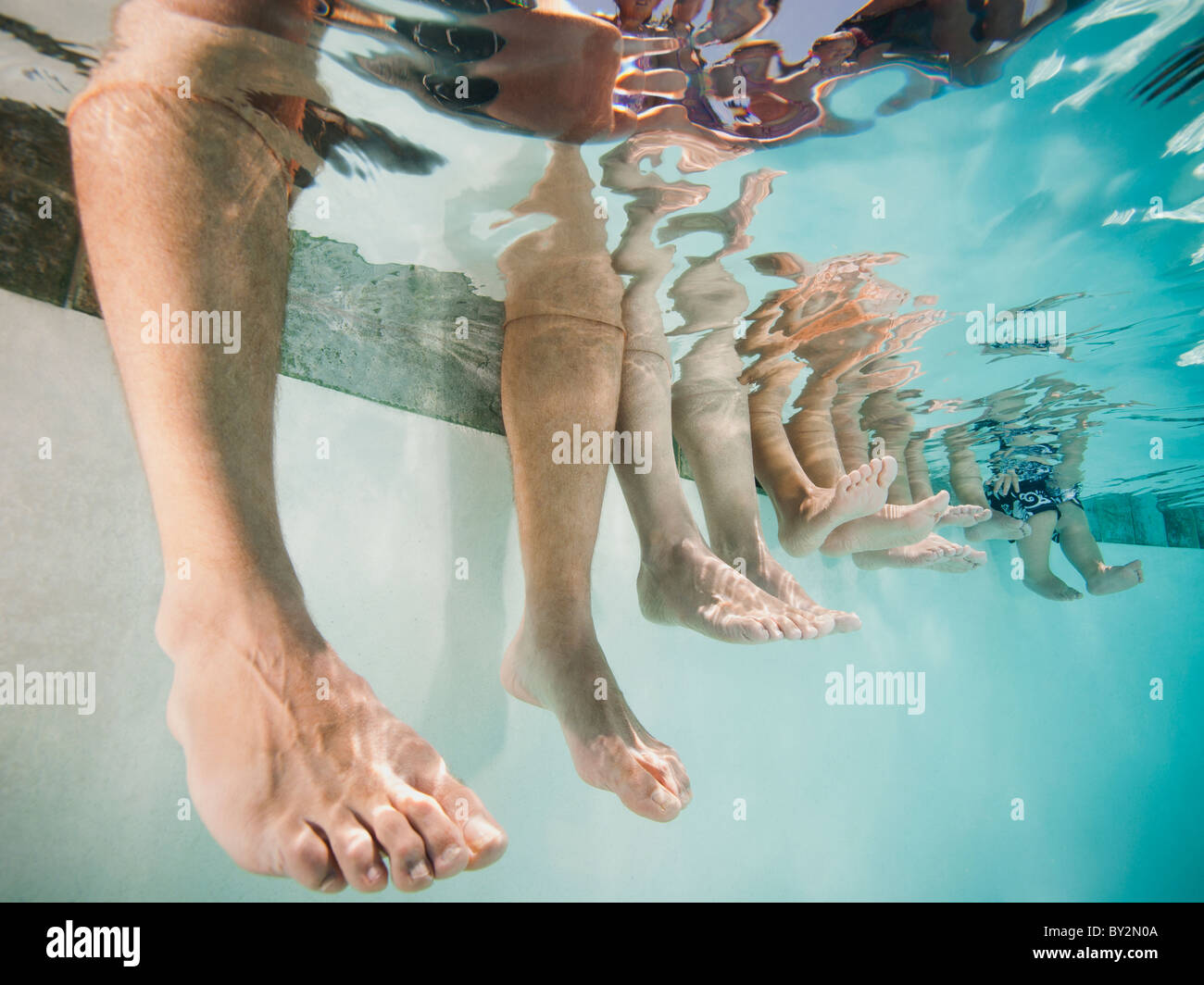 Father Son Swimming Underwater In Stock Photos & Father Son Swimming ...