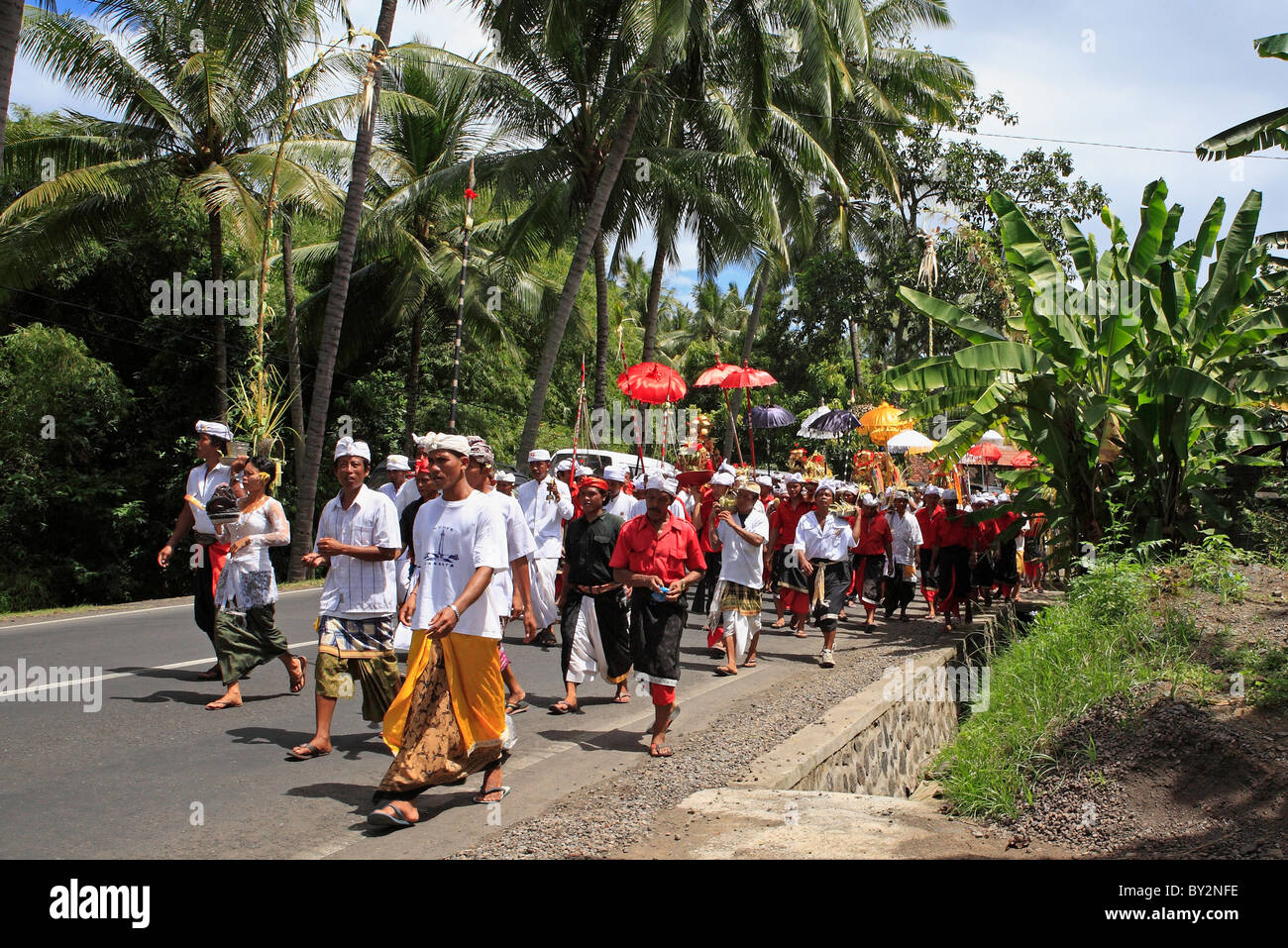 Hindu religious procession hi-res stock photography and images - Alamy