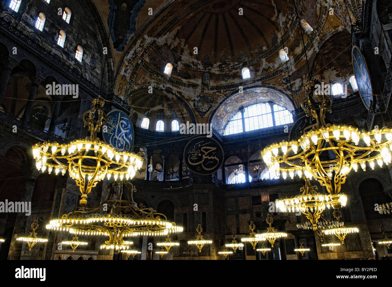 Thousand Lights Mosque High Resolution Stock Photography and Images - Alamy