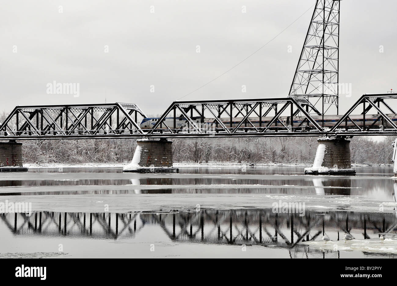 Livingston avenue bridge hi-res stock photography and images - Alamy