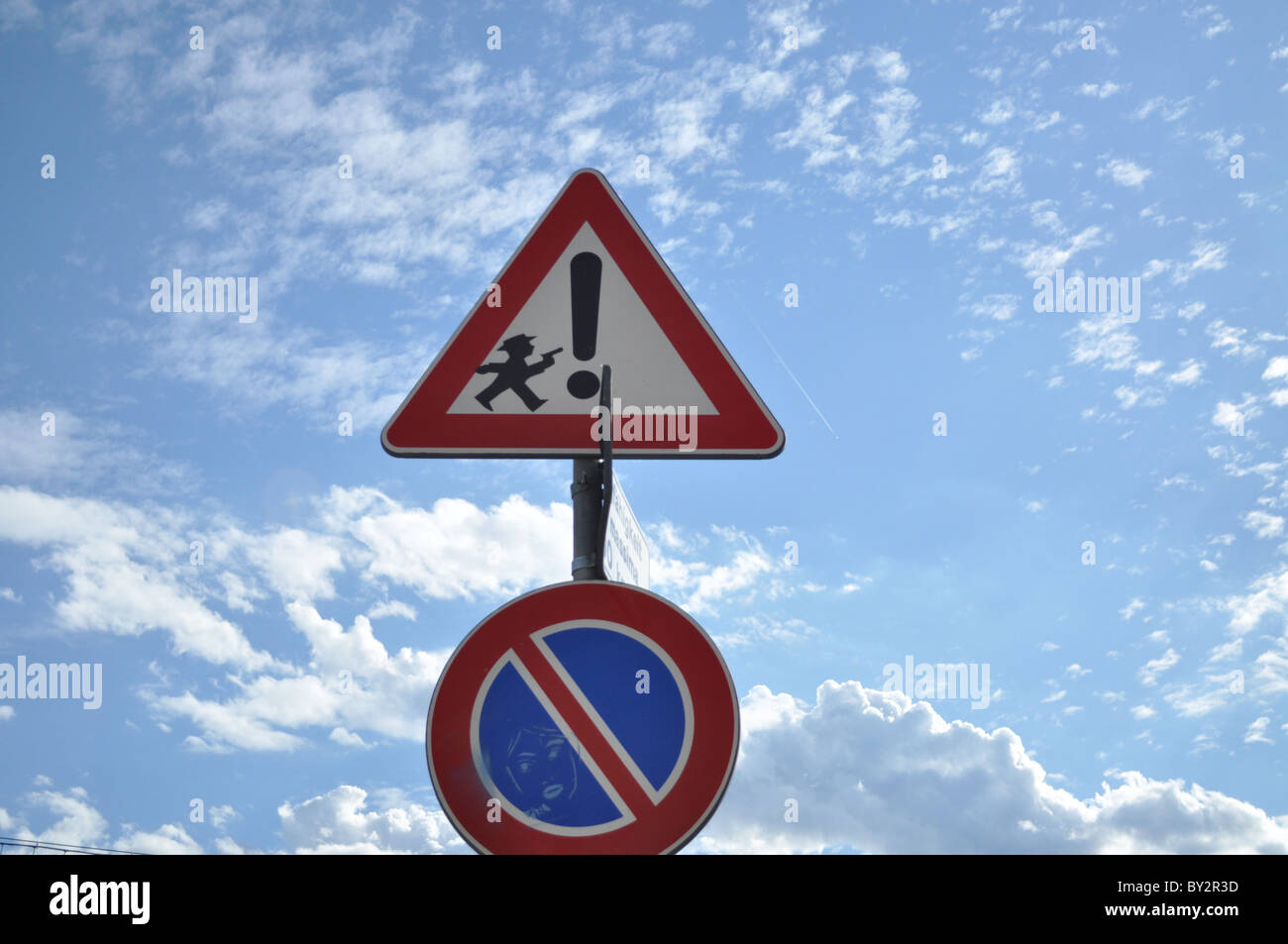 Signal Mark High Resolution Stock Photography and Images - Alamy