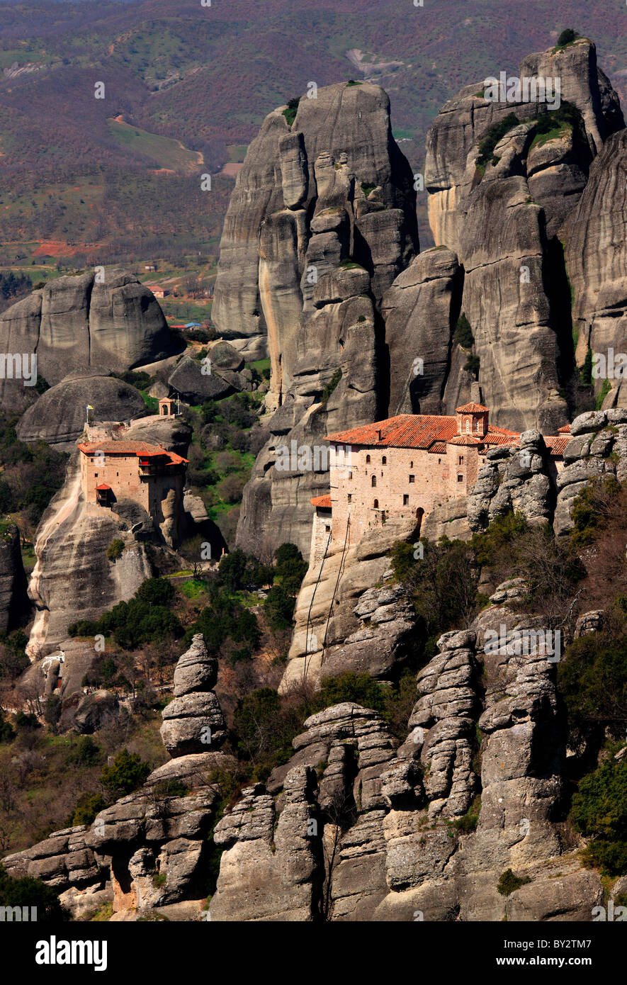 Meteora monasteries, Roussanou monastery (right), Anapafsa monastery ...
