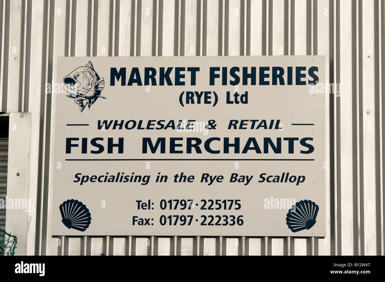 Merchants sign hi-res stock photography and images - Alamy