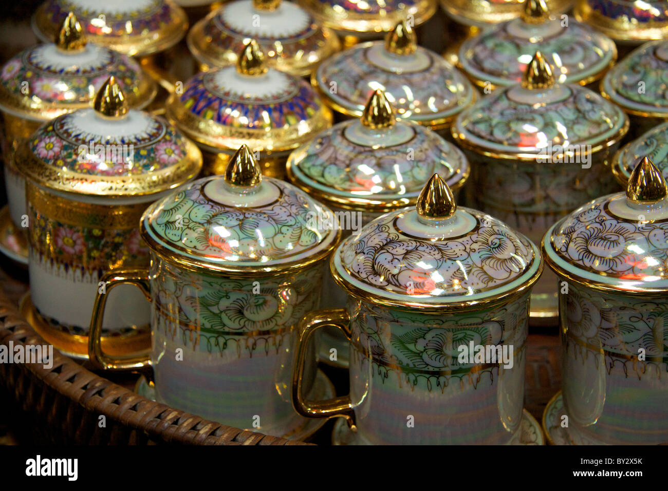 Benjarong porcelain cups with lids in the Don Kai Dee Benjarong Village ...