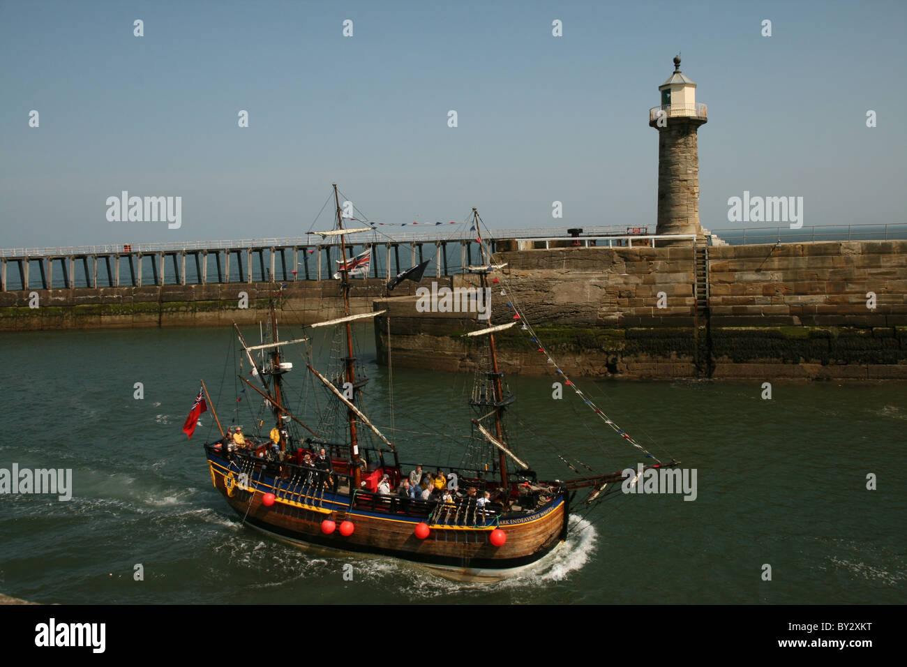 Whitby boat trip hi-res stock photography and images - Alamy