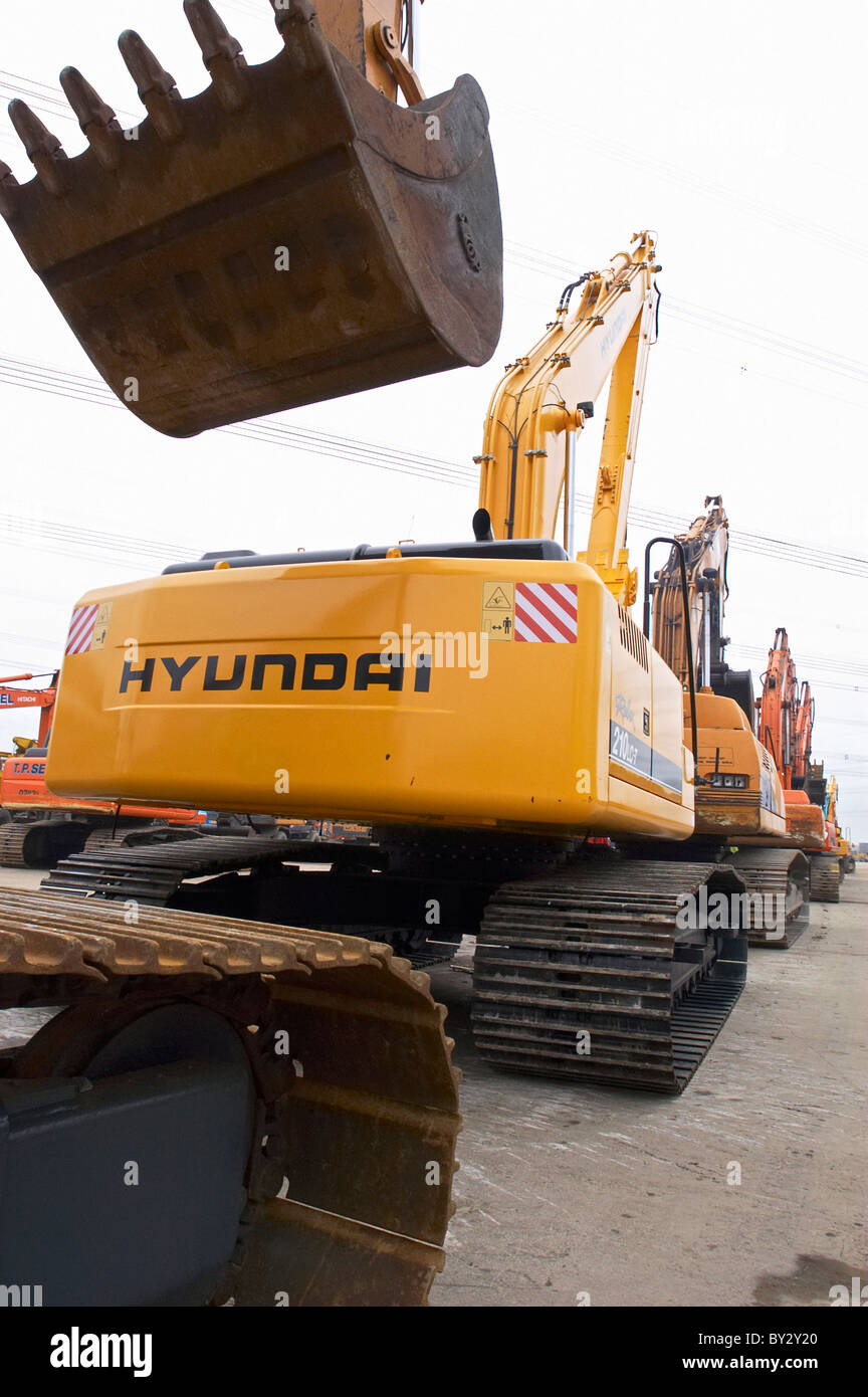 Caterpillar digger hi-res stock photography and images - Alamy