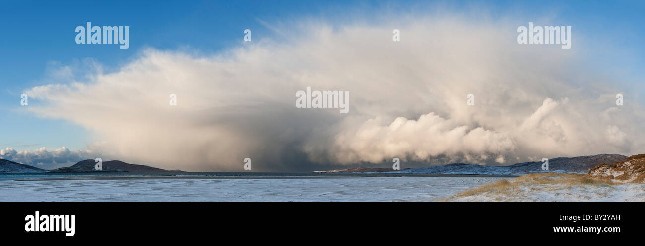 Squall clouds hi-res stock photography and images - Alamy