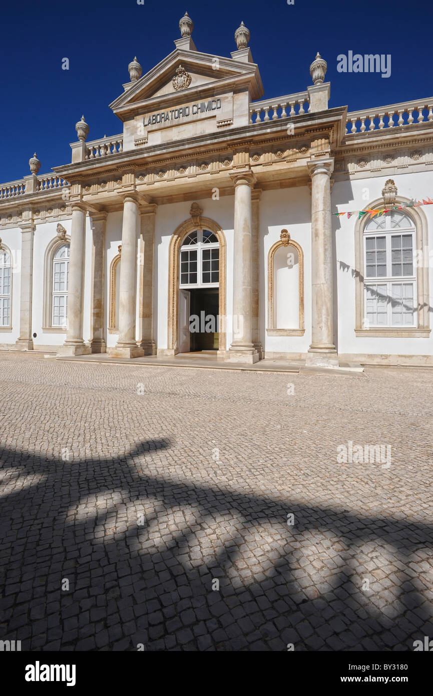 Laboratorio Chimico - The Science Museum of the University of Coimbra ...