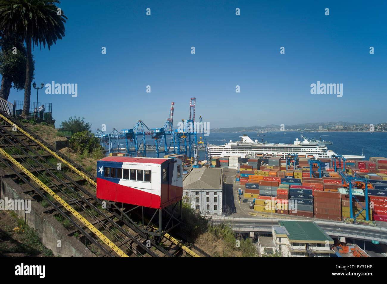 Cruise ship elevator hi-res stock photography and images - Alamy