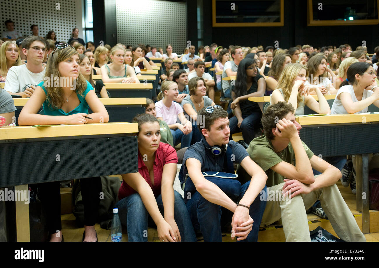 Swiss students hi-res stock photography and images - Alamy