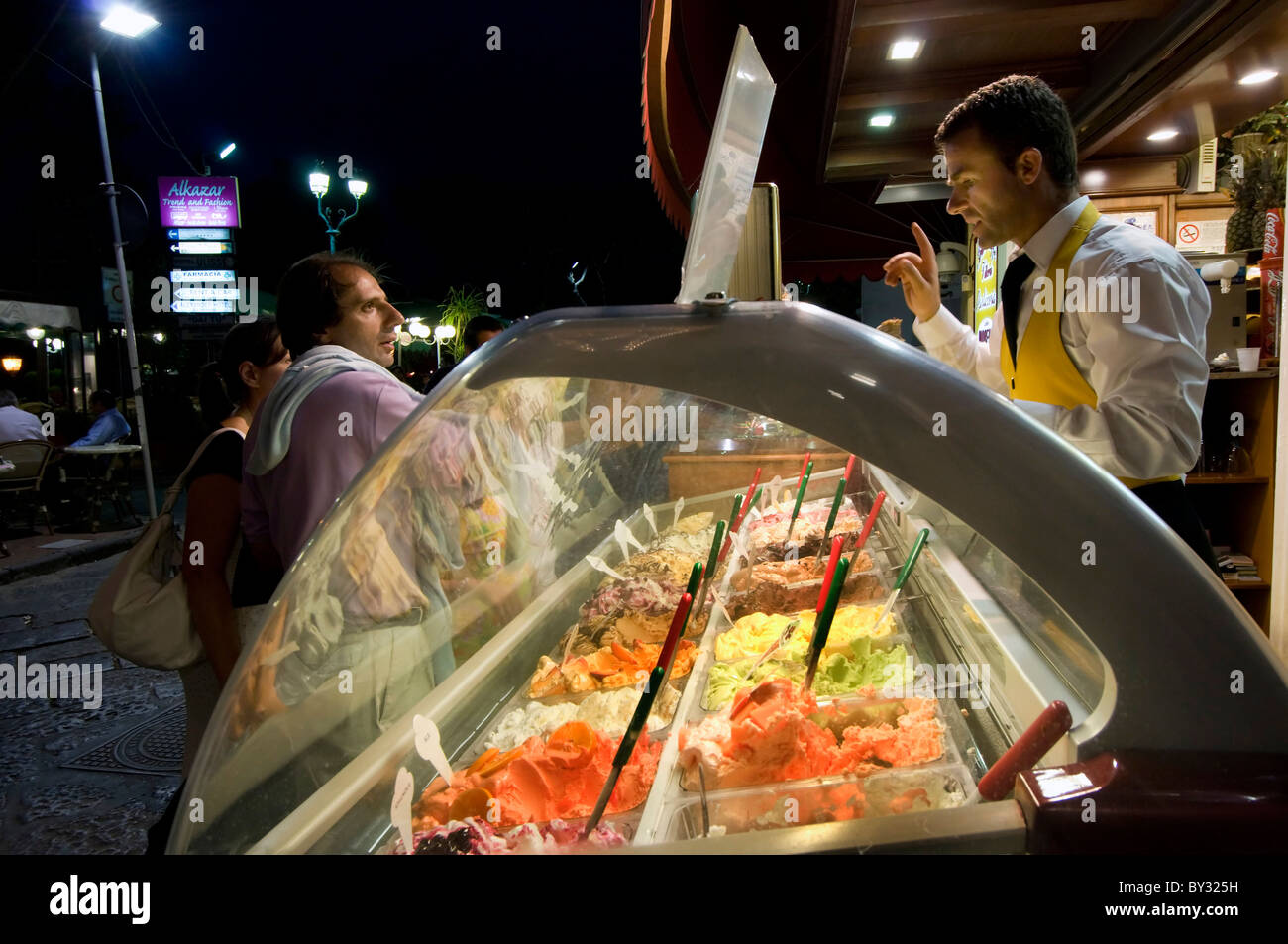 Ischia italy shopping hi-res stock photography and images - Alamy