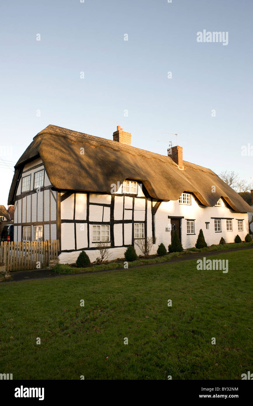 Lower quinton hi-res stock photography and images - Alamy