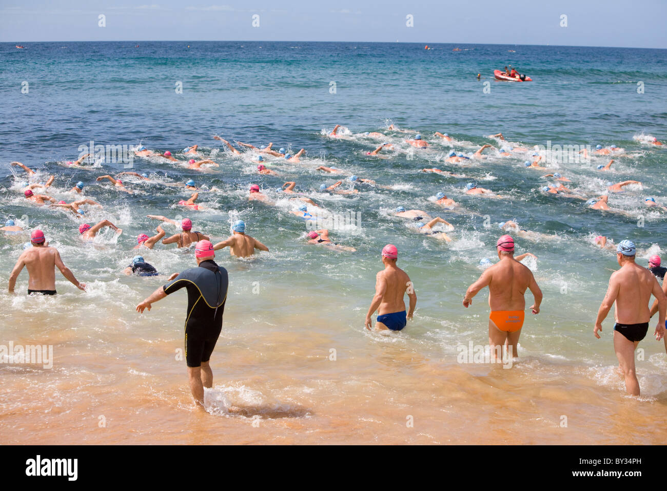 competitors in the avalon beach ocean swim race, sydney,australia Stock ...