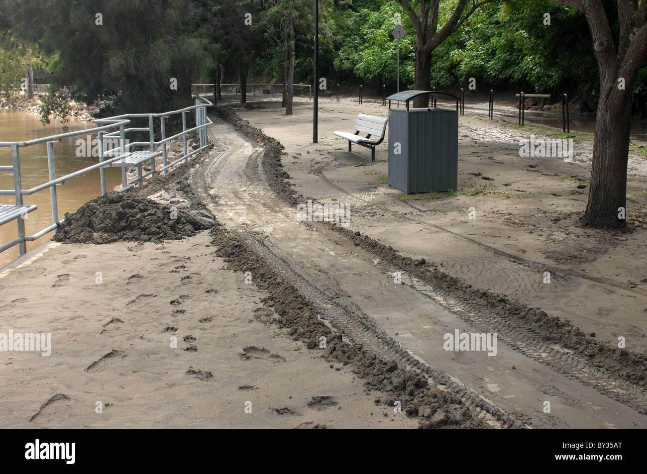Brisbane flood damage 2011, Queensland, Australia Stock Photo - Alamy