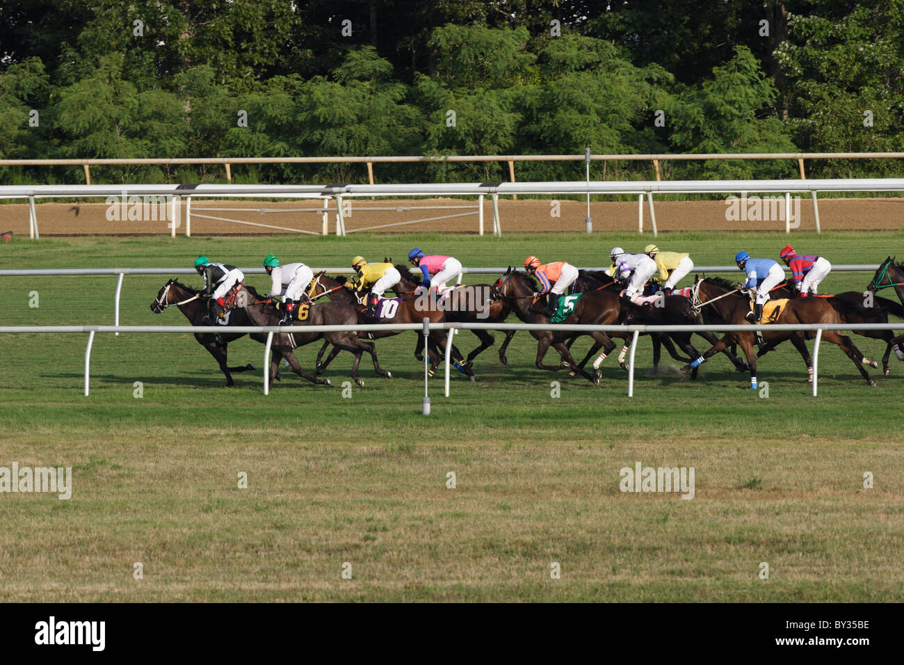 Jockeys rounding the track at Colonial Downs in New Kent County, Virginia 2010 Stock Photo - Alamy