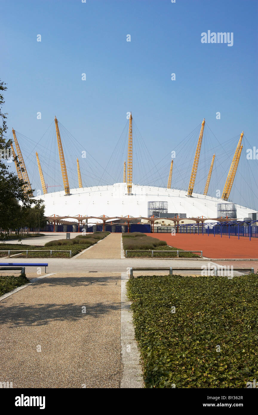 The o2 car park hi-res stock photography and images - Alamy