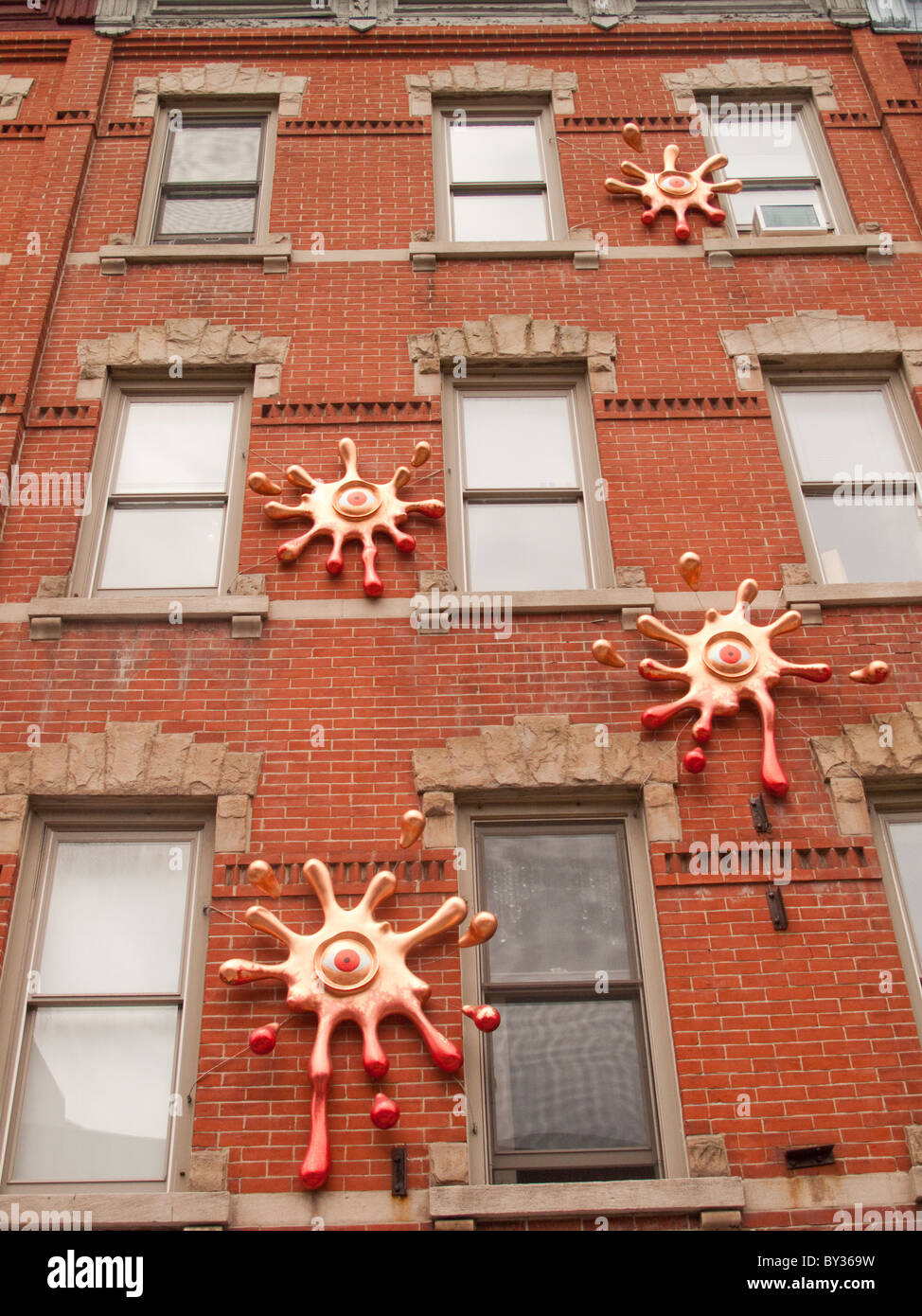 drip artwork on Brooklyn building Stock Photo - Alamy