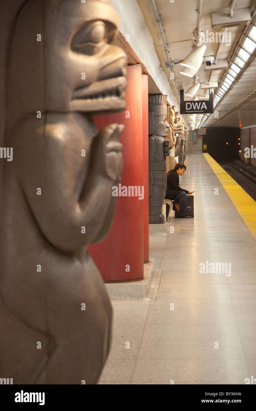 Museum station stop Toronto Subway Ontario Canada Stock Photo - Alamy