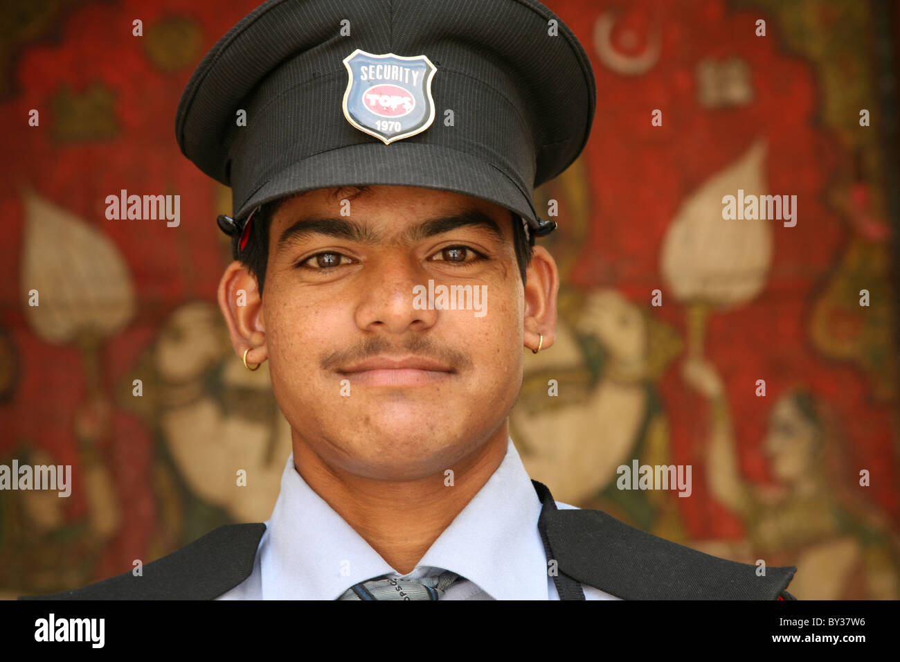 Indian security guard hi-res stock photography and images - Alamy