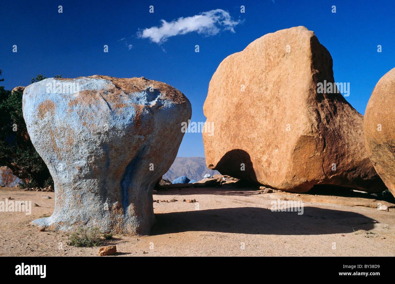 Painted rock tafraout morocco hi-res stock photography and images - Alamy
