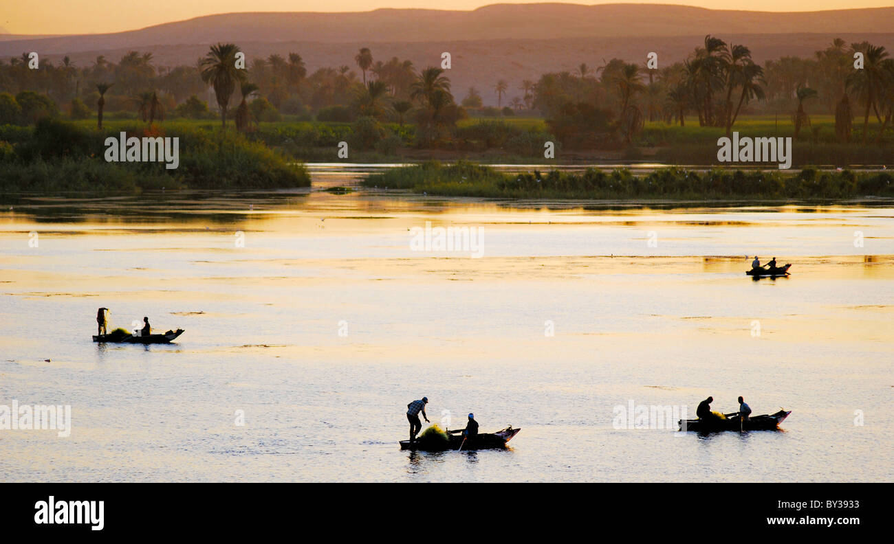 Ancient egyptian fisherman hi-res stock photography and images - Alamy